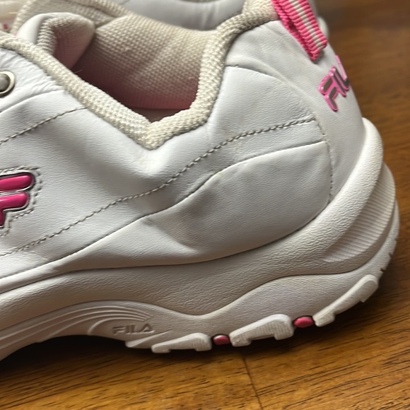 Fila | Shoes | Fila Cool Max Memory Foam Sneakers Whitepinksilver ...